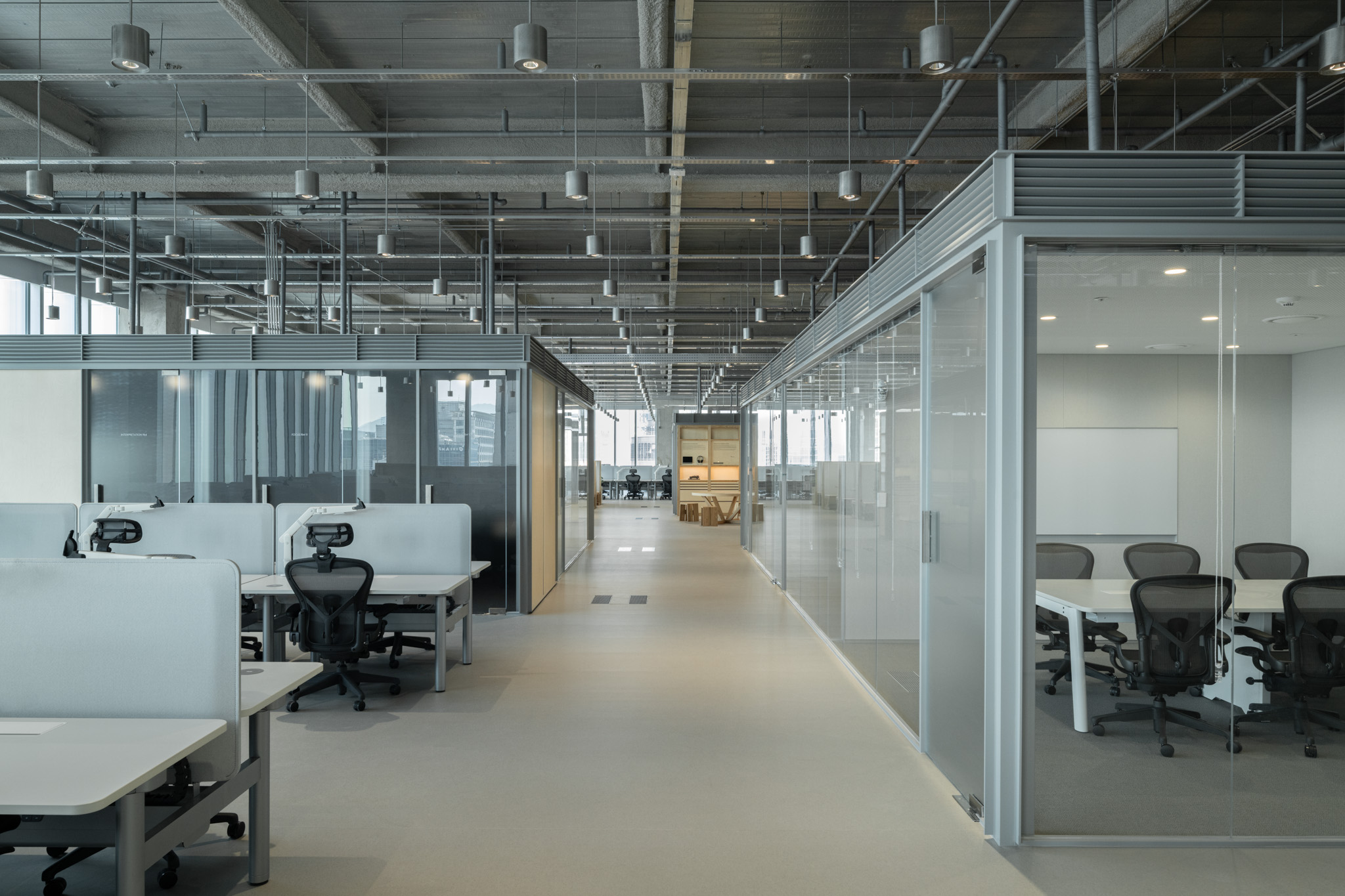 GENESIS HQ Office, 2024 | studio COM