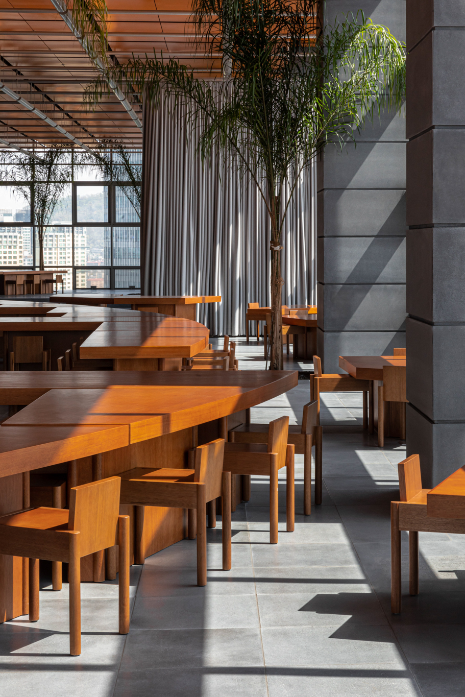 HYBE : Auditorium & Cafe, 2021 | studio COM